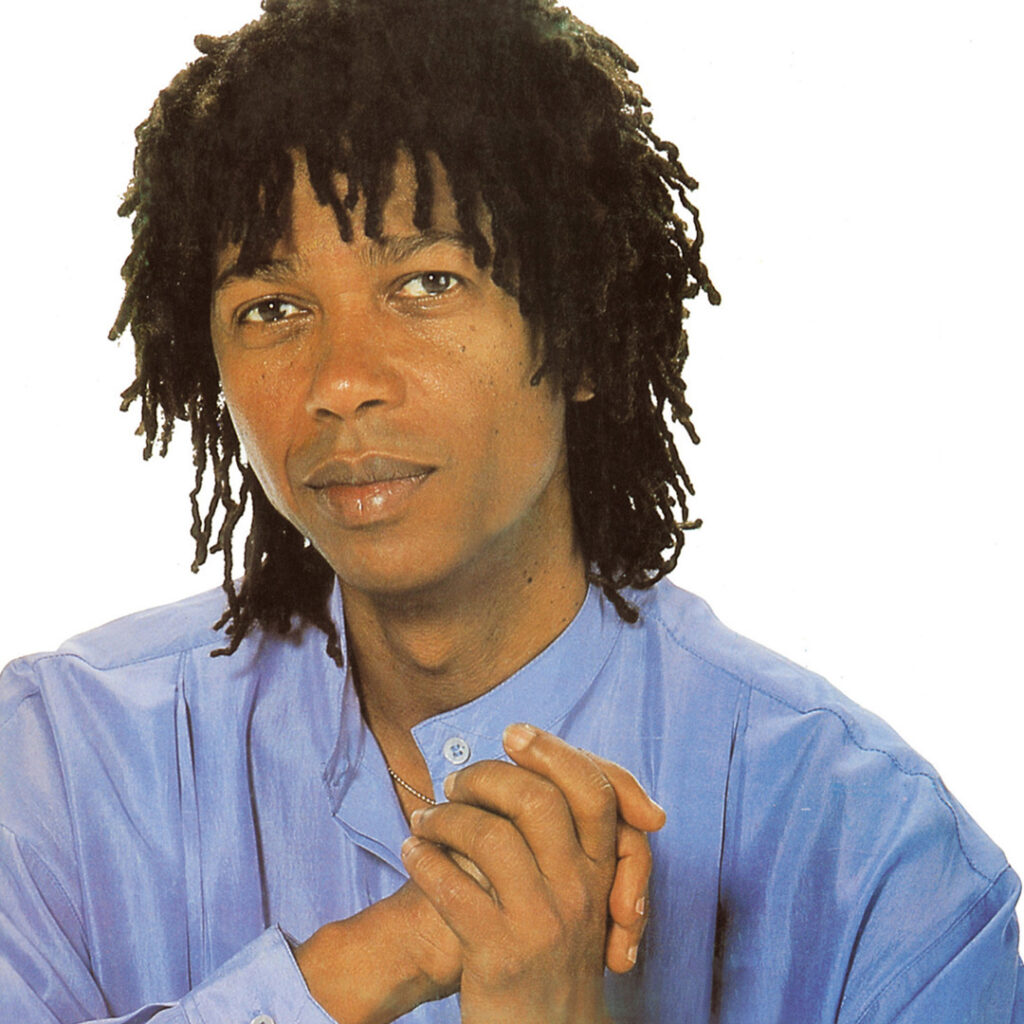 Biography — Djavan
